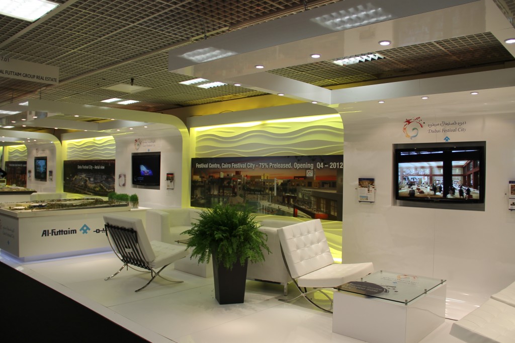 MAPIC 2011 A CANNES AVEC MARWAN A. SHEHADEH DIRECTEUR DE AL FUTTAIM ...